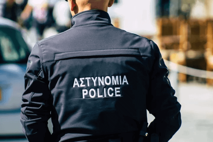 Τι είδους κοινωνία έχουμε και τι αστυνομία αντέχουμε;* – Ένωση ...